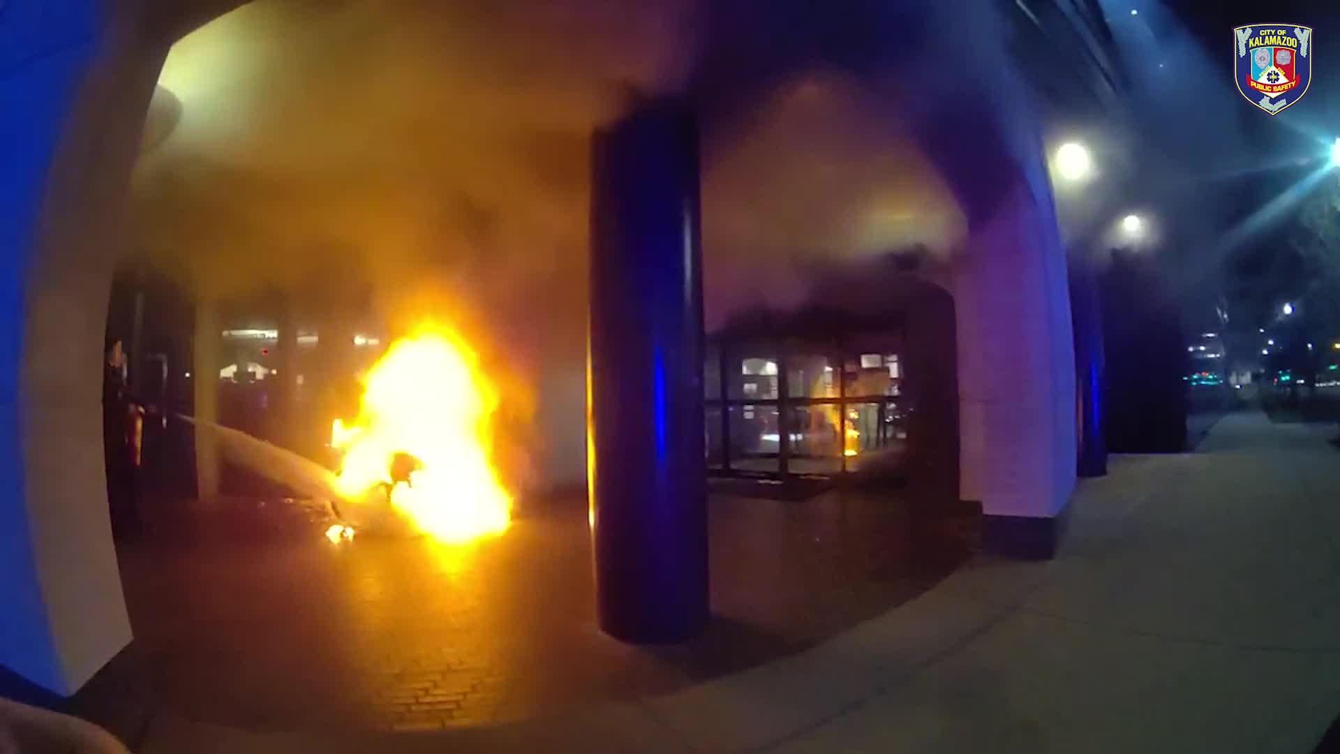 Body camera video shows officers responding to Kalamazoo fire – WOODTV.com
