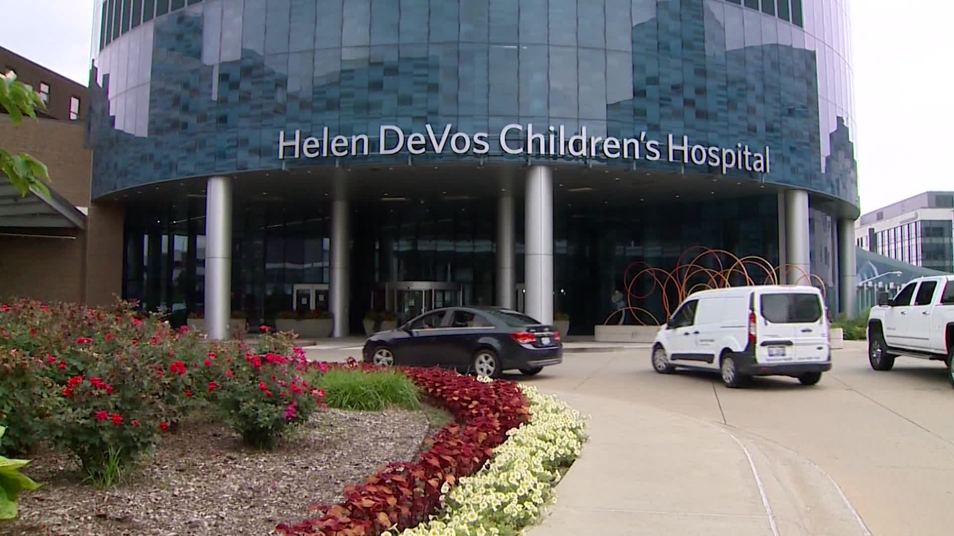 Meet the Child Life Team at Helen DeVos Children’s Hospital – WOODTV.com