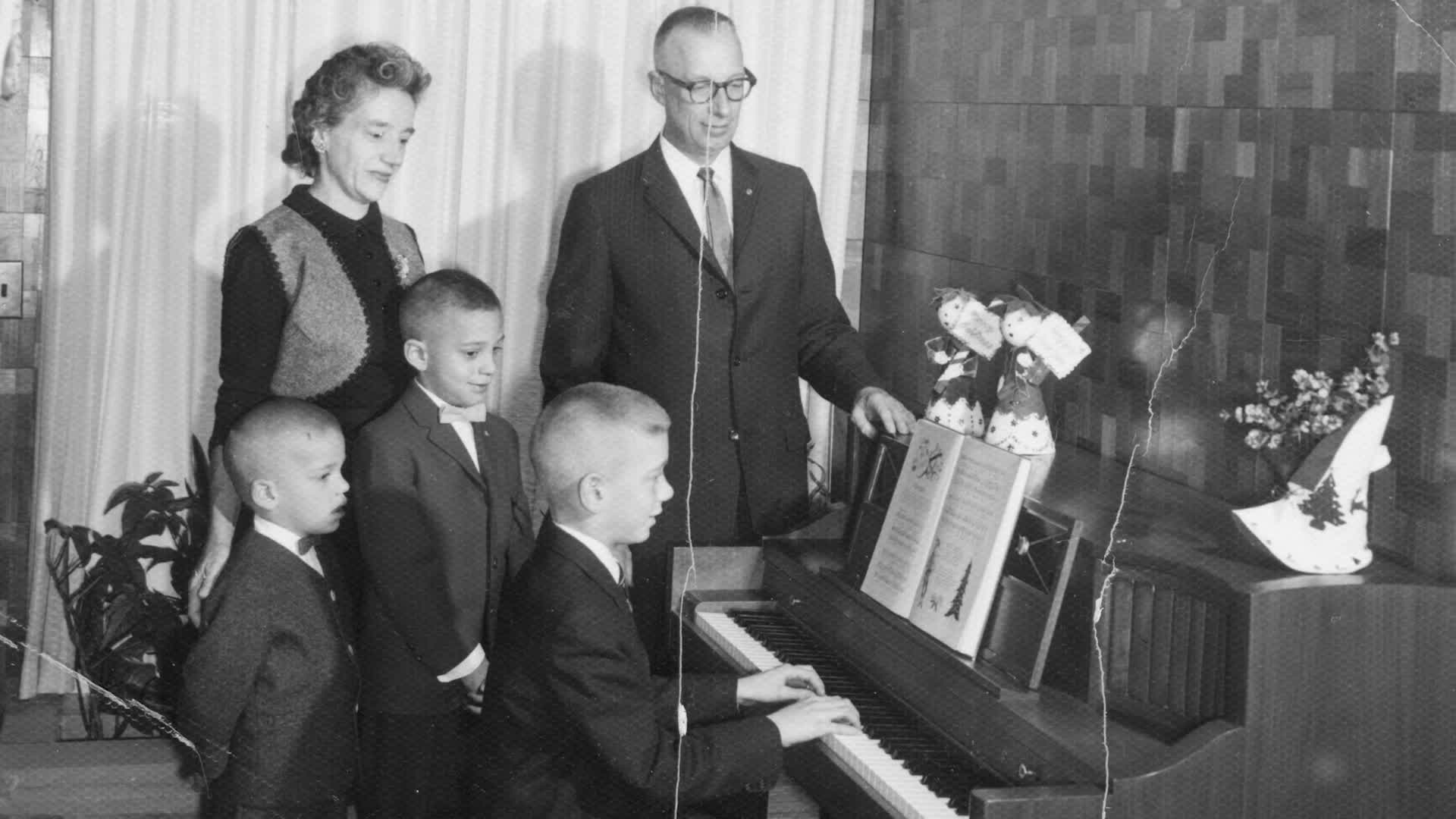 Pamella DeVos Reflects on 30 Years of Meijer Gardens – WOODTV.com