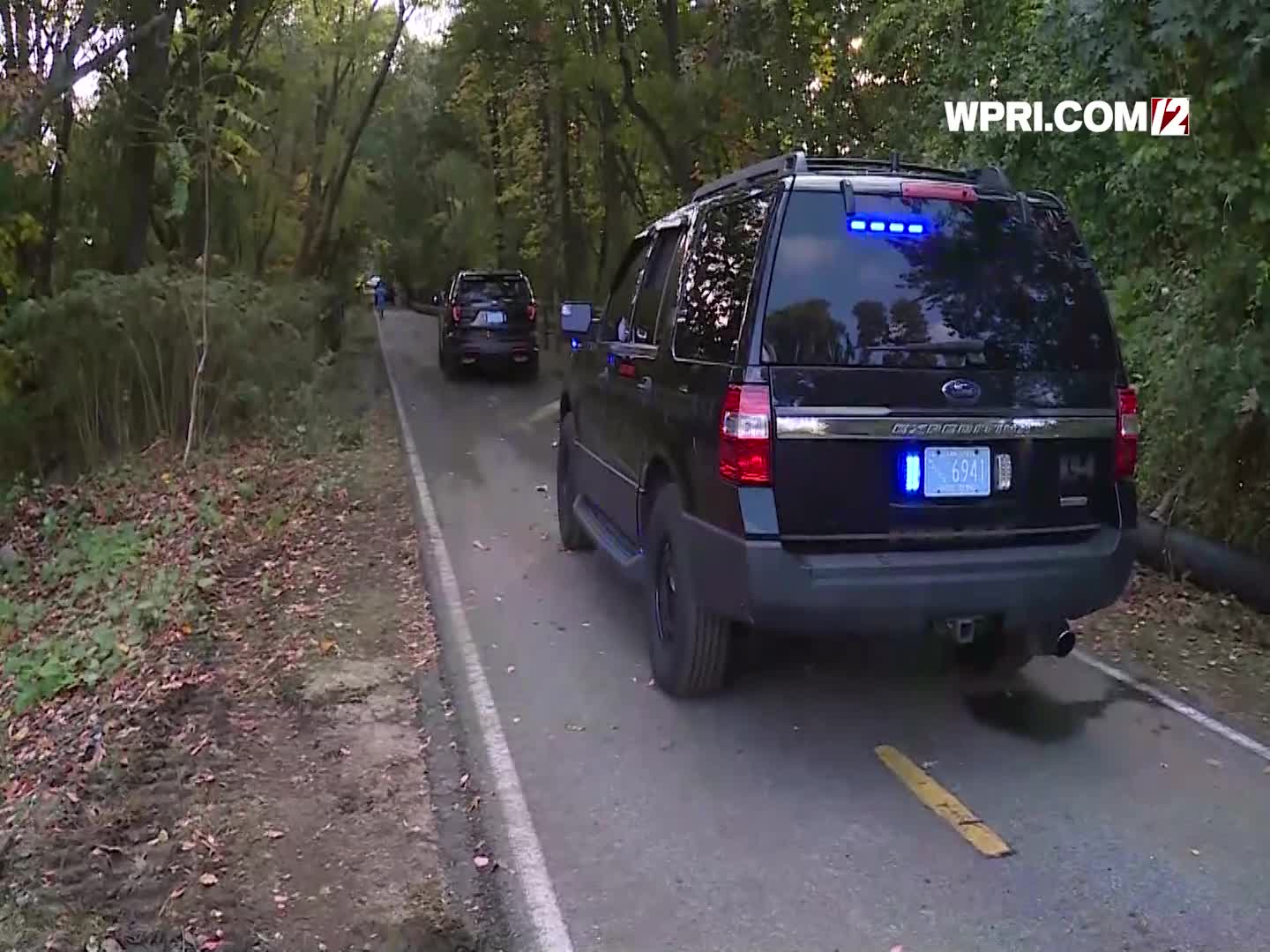 VIDEO NOW: 2 armed home invasion suspects at large in Cranston – WPRI.com