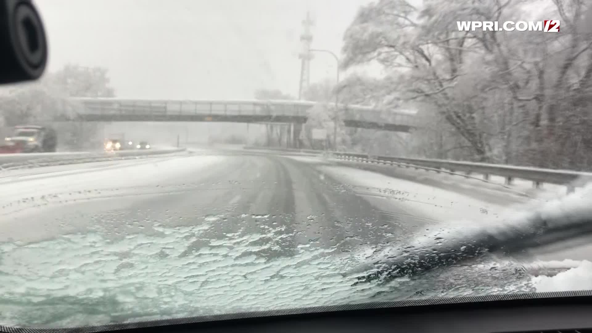VIDEO NOW: Snow accumulating on Rt. 6 West Tuesday morning – WPRI.com