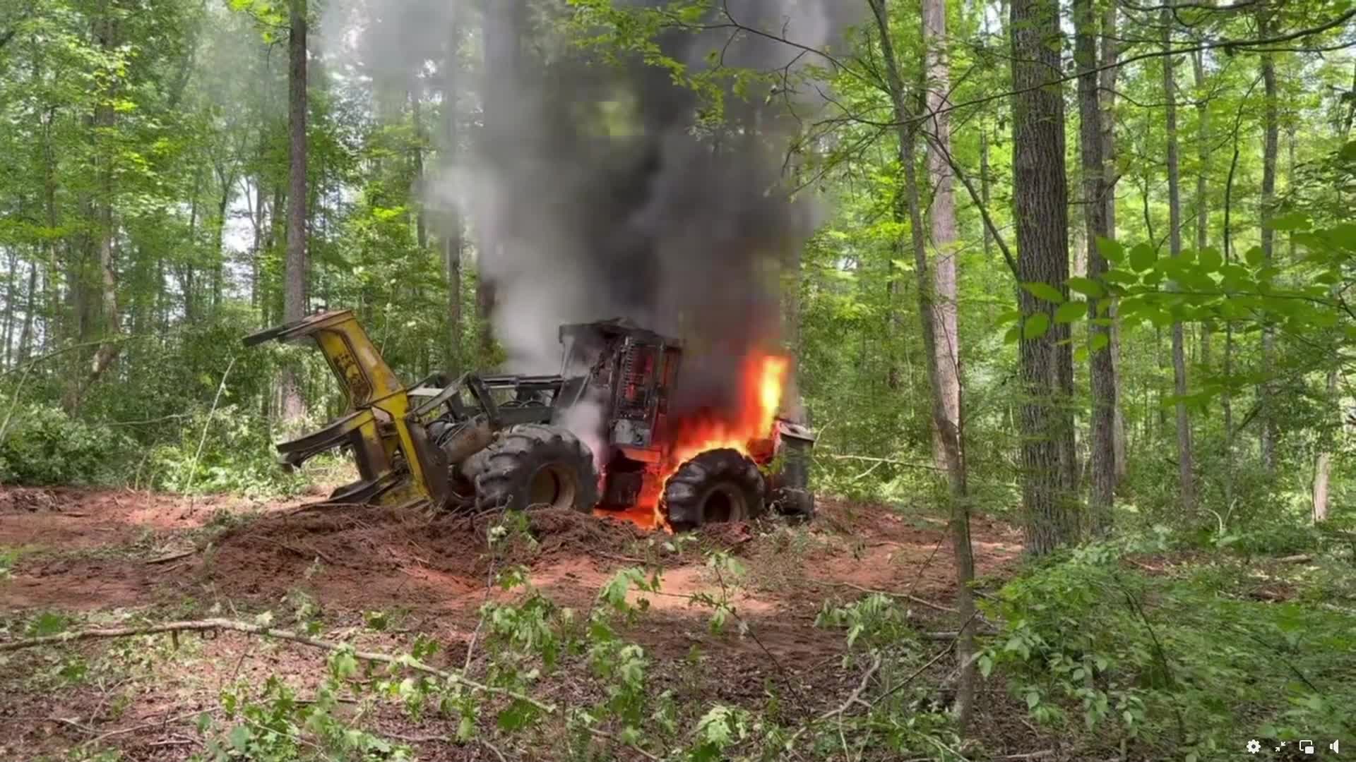 Heavy machinery fire in Chesterfield County on June 10 – WRIC ABC 8News