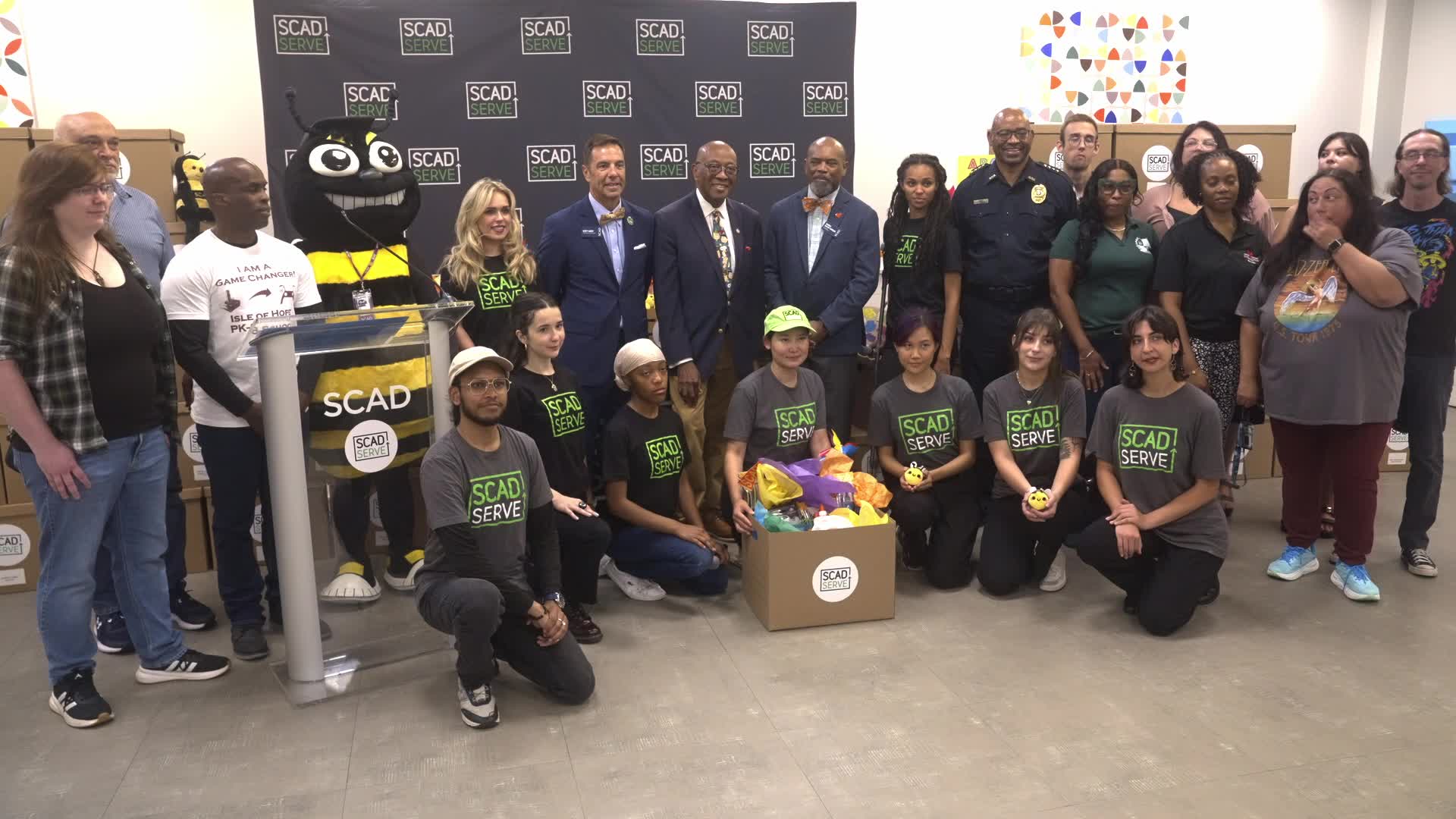 SCAD donates art supplies to local teachers – WSAV-TV