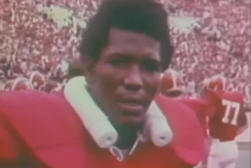 Woodrow Lowe Alabama football highlights – WRBL