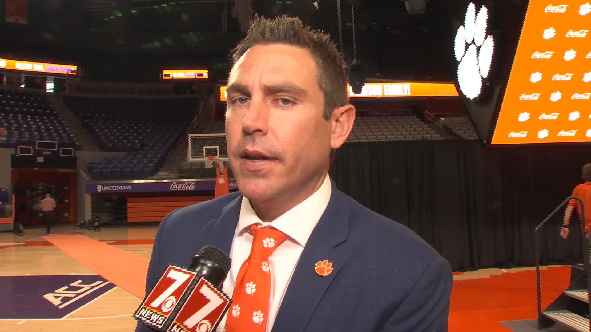 Poppie formally introduced as Clemson WBB coach – WSPA 7NEWS