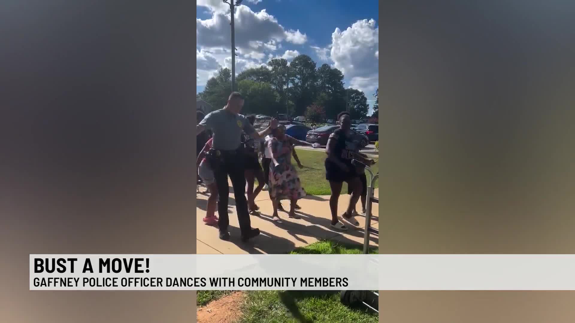 WATCH: Gaffney police officer dances with community – WSPA 7NEWS