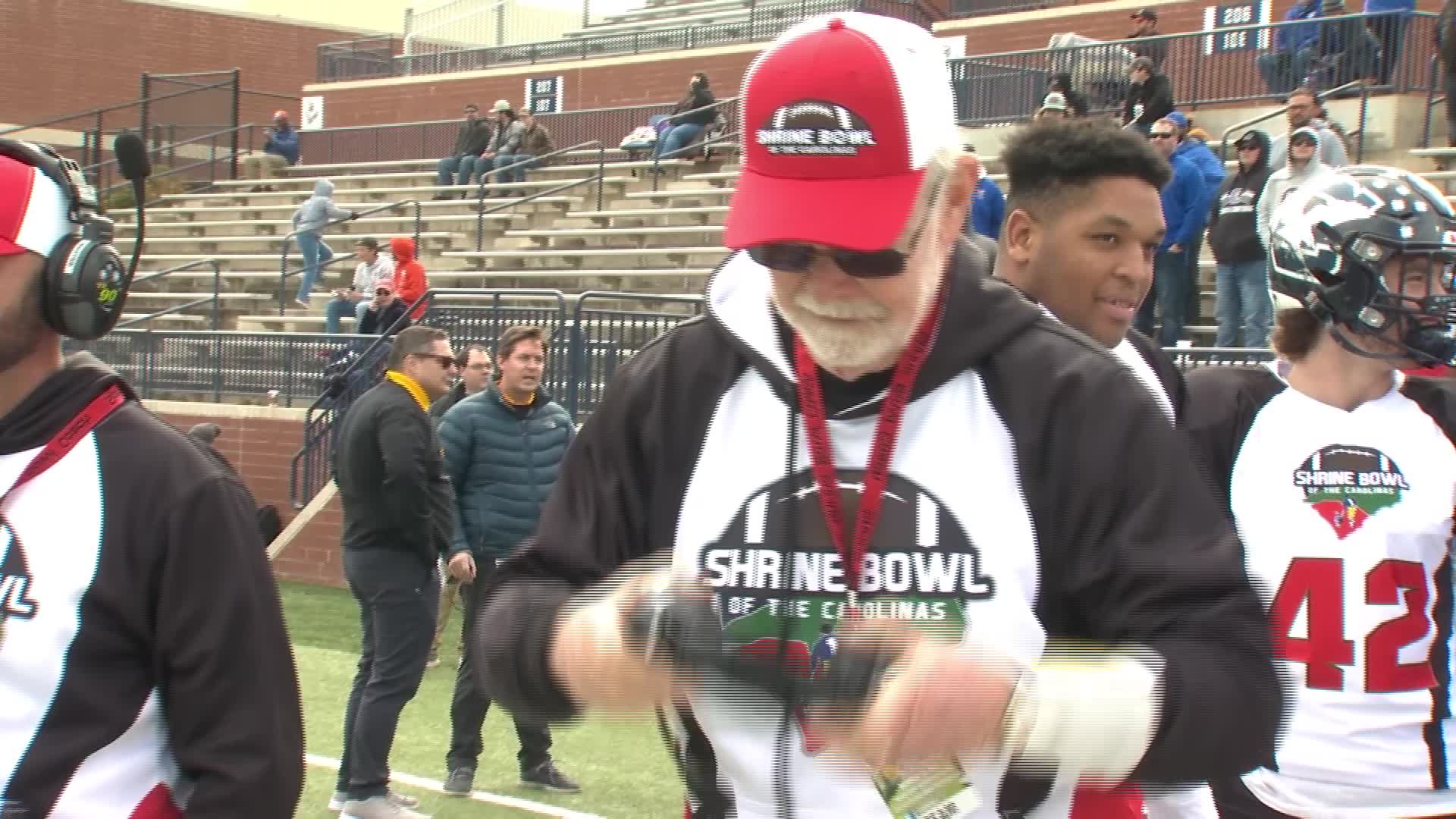 Sandlappers defeat Tarheels 17-13 in Shrine Bowl of the Carolinas ...