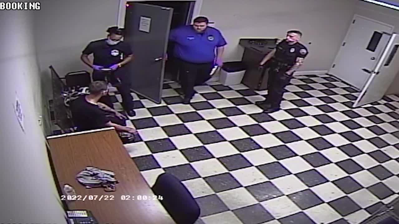 Dunbar Police Department booking area / South Central Regional Jail ...