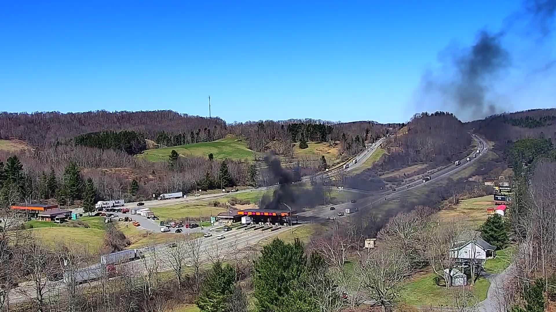 Ghent toll booth catches fire on I-77 – WBOY.com