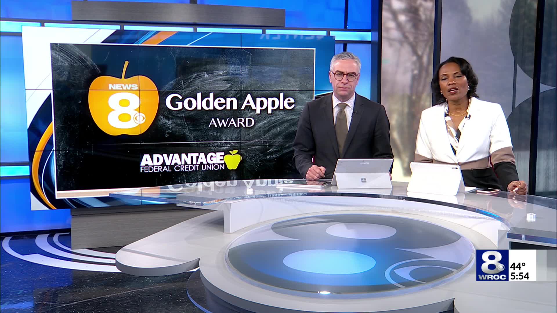 Golden Apple Award: Congratulations Miss Woods! – RochesterFirst