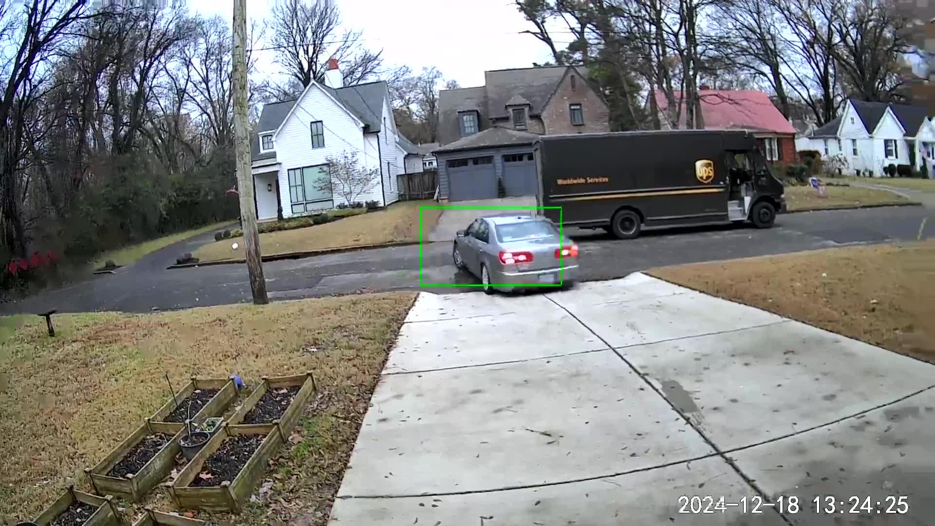 Porch Pirate caught on camera. Courtesy: Cory Grubbs – WFLA