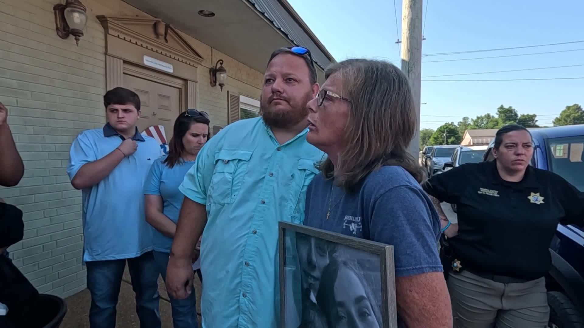 Family members of the victims in the West Tennessee quadruple murder ...